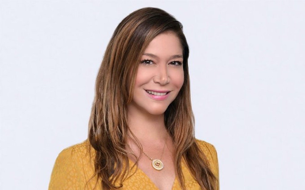 Sabina Covo se estrena como comisionada del Distrito 2 de Miami - El ...