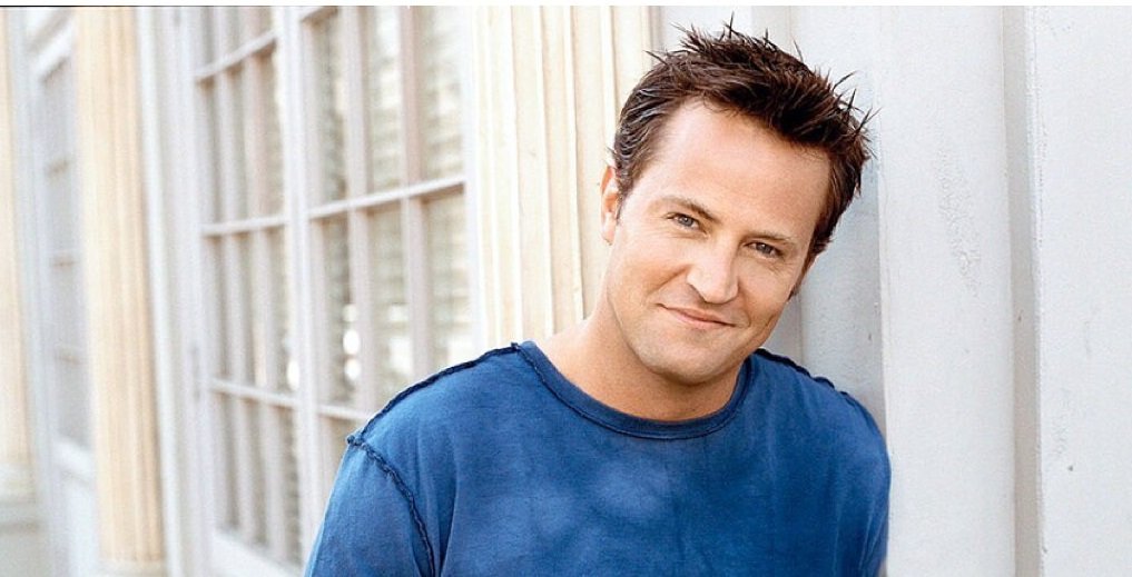 Murió Matthew Perry protagonista de la serie “Friends” - El Sol News Media