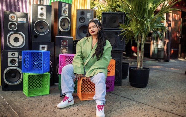 Jennifer Mota, una dominicana que teje historias desde Philadelphia ...