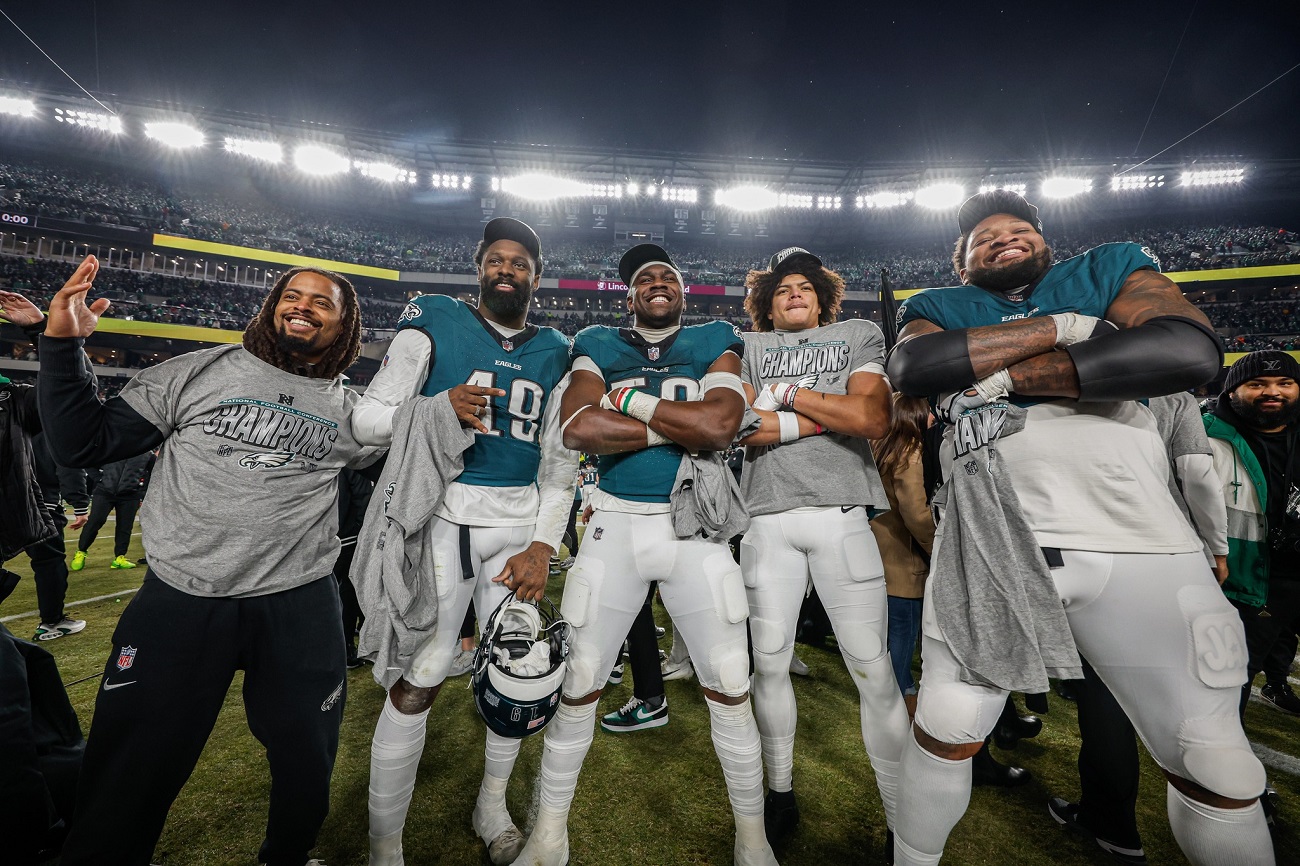 Philadelphia celebra: Los Eagles regresan al Super Bowl - El Sol News Media